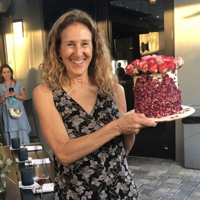 Raw & Lovely - Organic Vegan Desserts